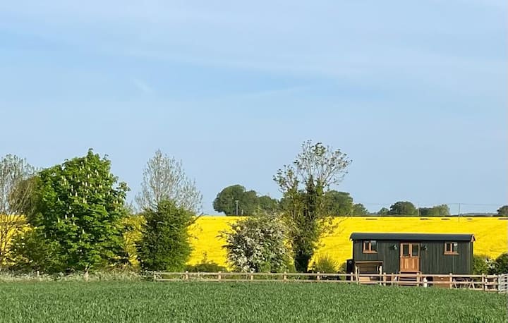 Idyllic Private Farm Stay, 2 Miles From Stonehenge - Wiltshire