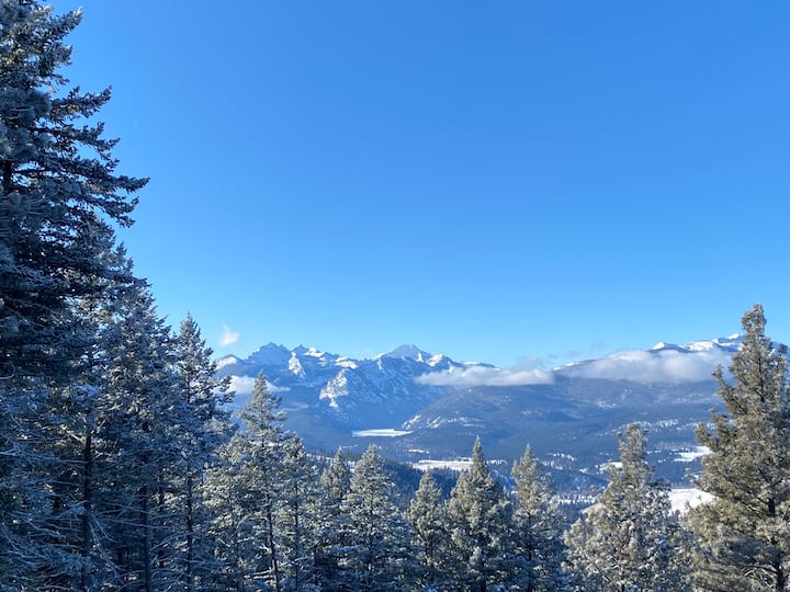 Real Stone Cabin, Wake To Million Dollar Views ... - Montana