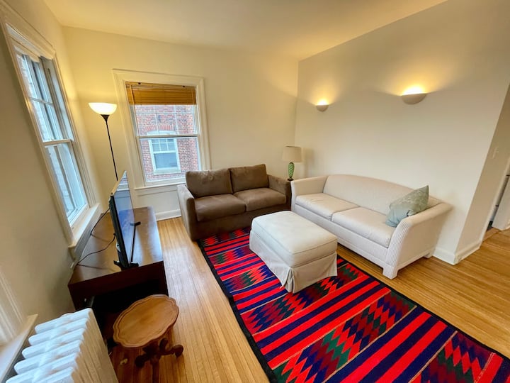 Rock Creek Park View 1 Bedroom - Arlington, VA