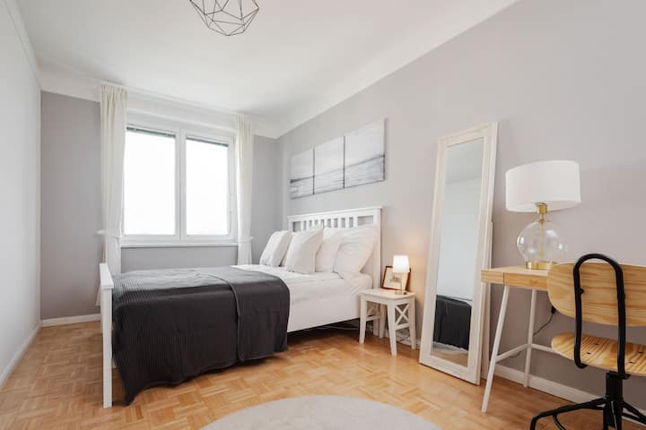 Walk To Danube, Wu,prater,metro, Top View, 1month+ - Vienna