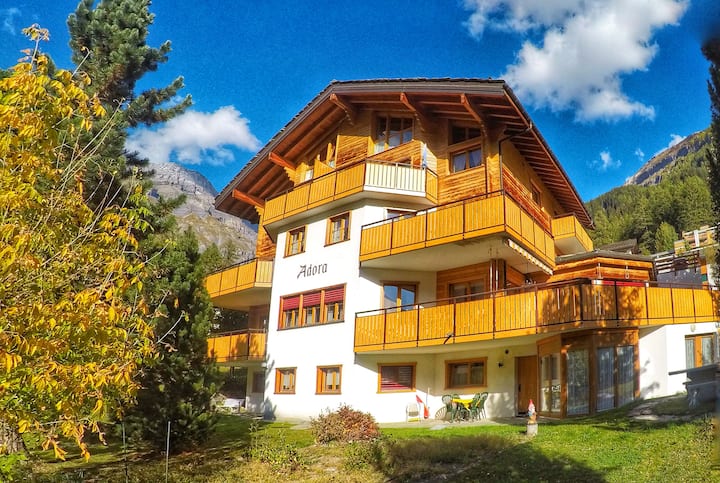 Studio Adora #200 - Leukerbad