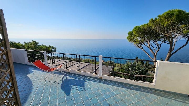 Amaznig Villa, Seafront - Sabaudia