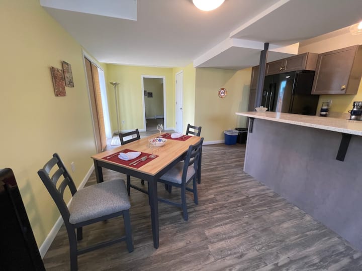 The Snuggery - 1 Bedroom With Full Kitchen - Asheville, NC