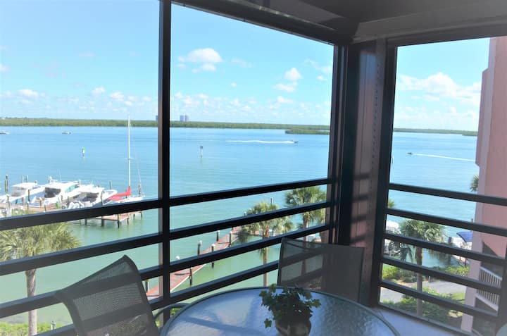 Coastal Themed Marco River Facing 1 Bedroom Unit - Marco Island, FL