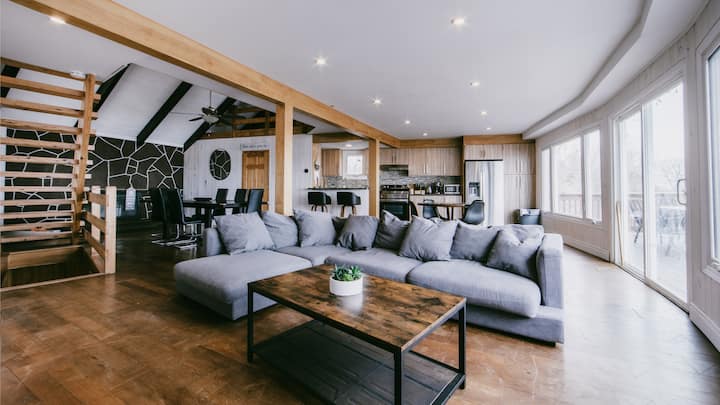 Nestleton Station : locations de vacances et logements - Ontario ...