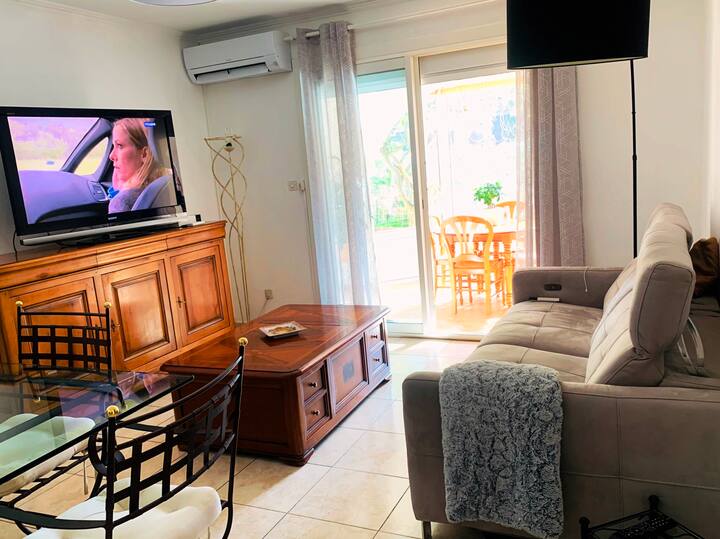 Grand Logement-3 Chambres-jardin- Parking Privatif - Les Issambres