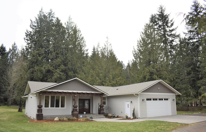 Cedar View Chalet - Sequim, WA
