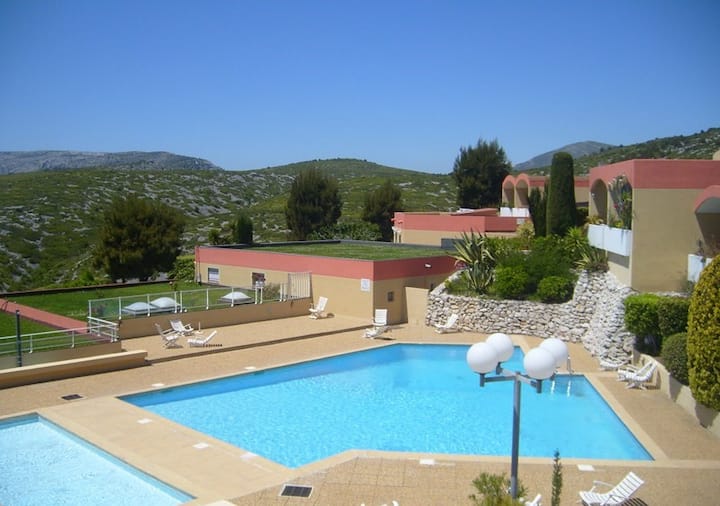 Appartement Confortable Avec Petite Vue Mer Cassis - Aubagne