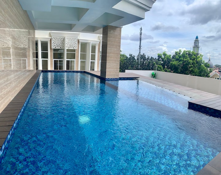 Lovely 1 Bedroom Condo With Pool. Apple Condovilla - Cawang