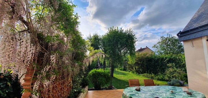 Location Maison Au Mans Avec Piscine - Allonnes