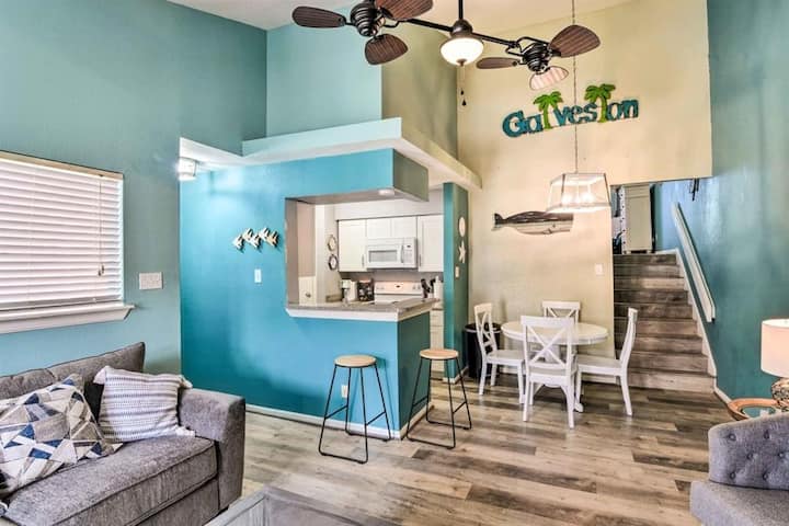 Beach Condo With An Ocean View - Tiki Island, TX