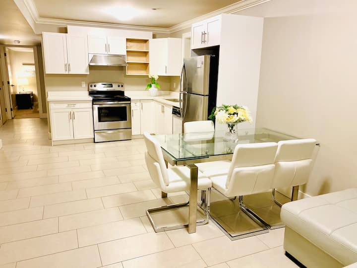 Great House-ocean Beach - Walk Distance - White Rock
