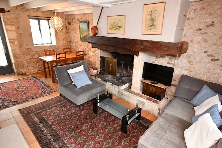 Gîte Trois Br, Près De La Piscine, Super Terrasse - Jardins du logis de Forge