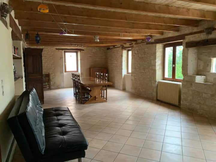 Le Filou Des Saisons "La Maison" - Montcuq