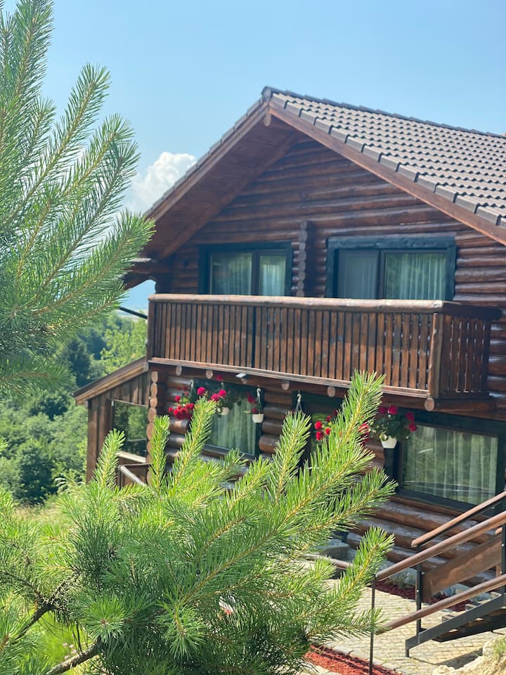 Bellevue Chalet - Romania