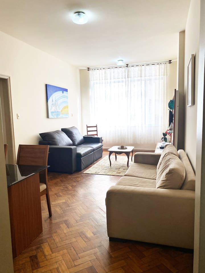 Apartamento De 120m2 Confortável Em Copacabana - Ipanema