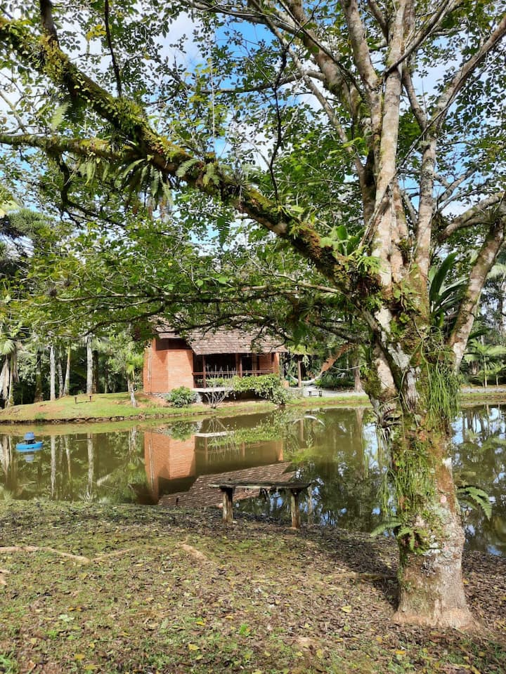 Nosso Paraíso Está Esperando Por Vocês. - Pomerode