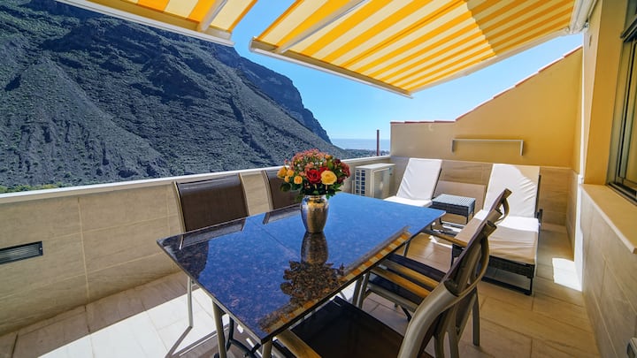 Deluxe Suite - Beautiful App., Sleeps Max. 3 - La Gomera