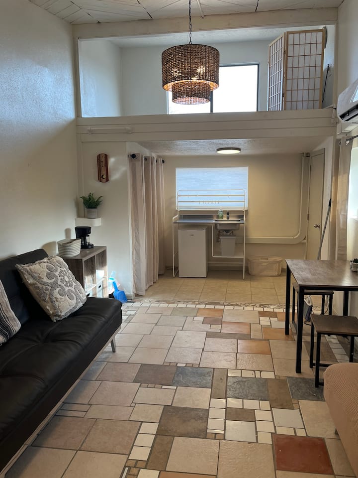 Adorable Casita Near Old Town Albuquerque - Albuquerque, NM