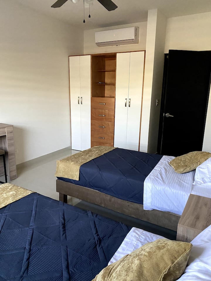 Amplio Departamento En Colinas De San Jeronimo - San Pedro Garza García