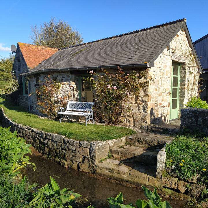 Gîte Romantique, Maison De Charme à 4 Km De La Mer - Cotentin