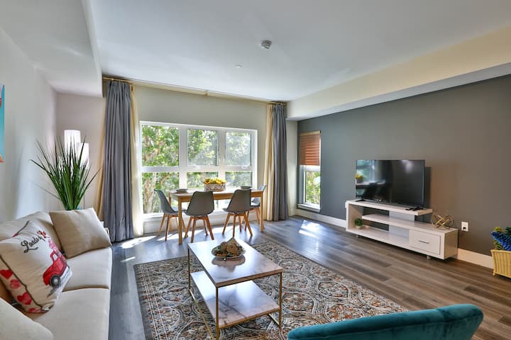 Free Parking | 1b | Downtown | Sap | Airport #310 - San Jose
