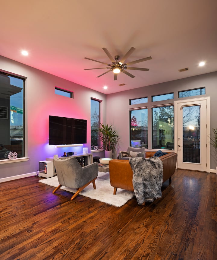 Unique Luxurious Houston Experience And Escape - Houston, TX