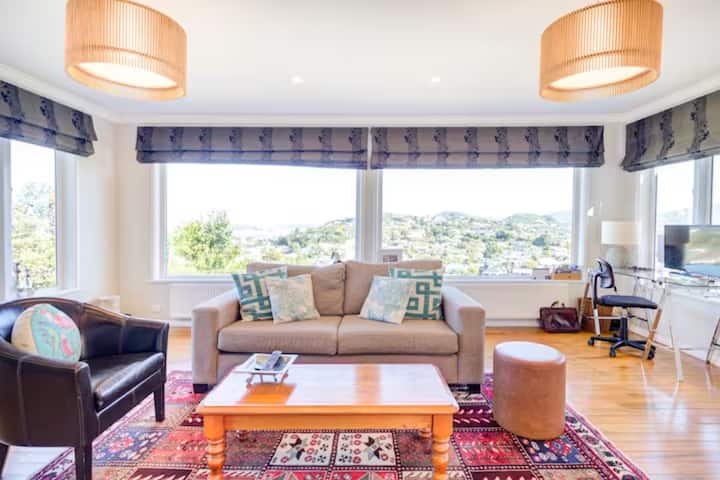 'La Glorieta'-queen Bed, Breakfast & Harbour Views - New Zealand