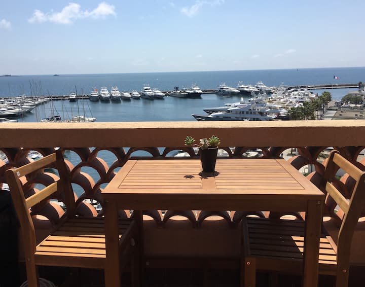 Appartement Bord De Mer Et Vu Sur Le Port - Vallauris