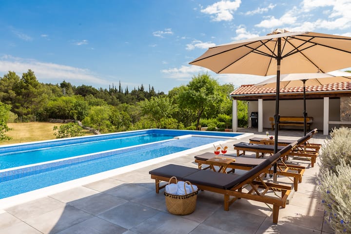 Casa Di Pietra - Szybenik