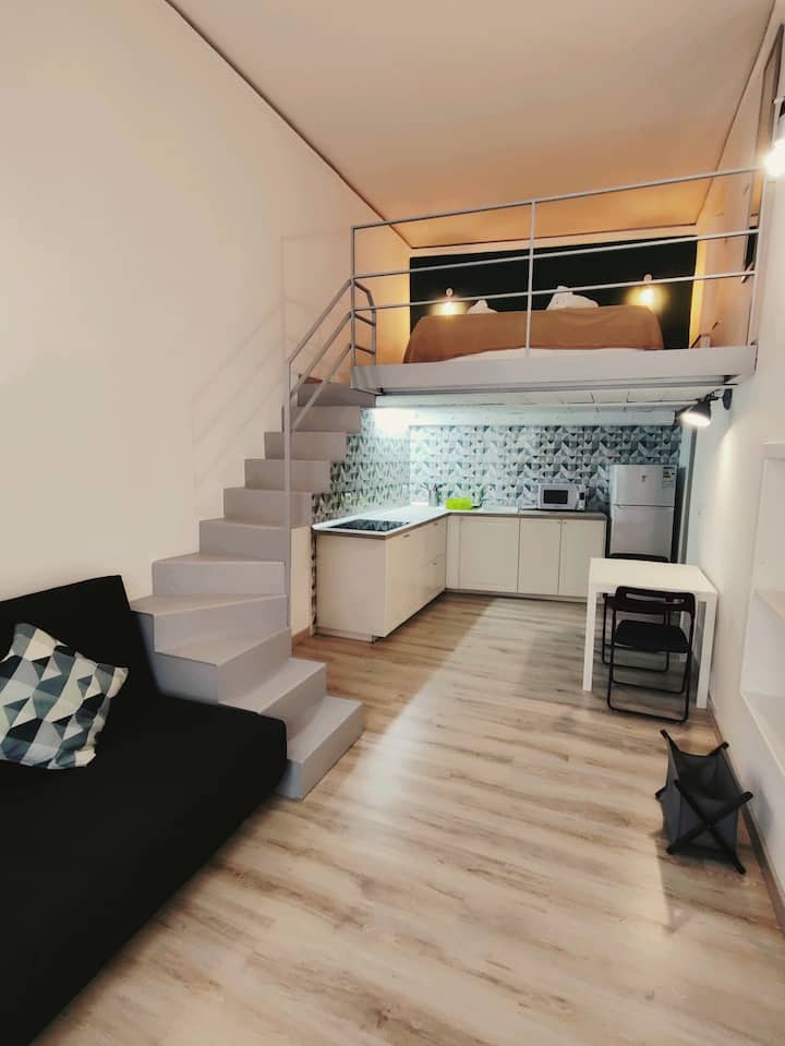 Appartamento In Pieno Centro, Nel Cuore Di Napoli - Naples