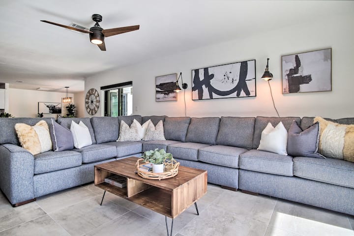 New! Chic & Bright Boca Raton Home W/ Lake Access! - Boca Raton, FL