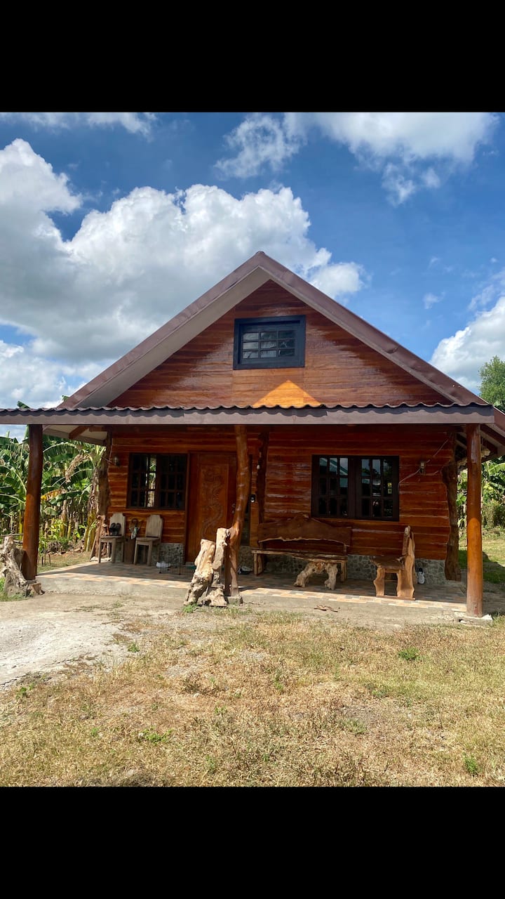 A Relaxing Cabin Away From City Noise - Tiaong