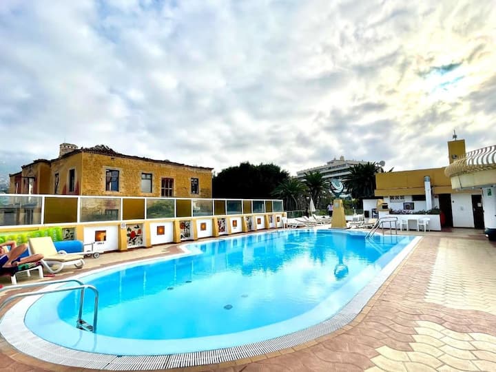 Amplio Estudio En Zona Tranquila Con Piscina. - Puerto de la Cruz