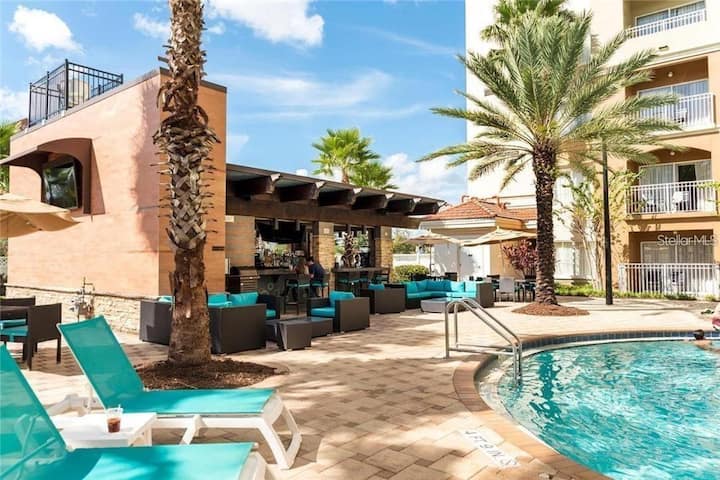 Premier Resort Condo Suite Near Universal & Disney - Disaster!, Orlando