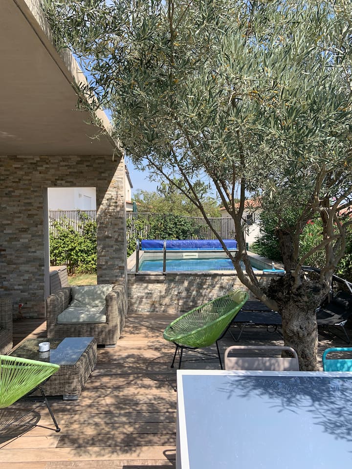 Villa-portes De Montpellier 
Piscine/climatisation - Montpellier