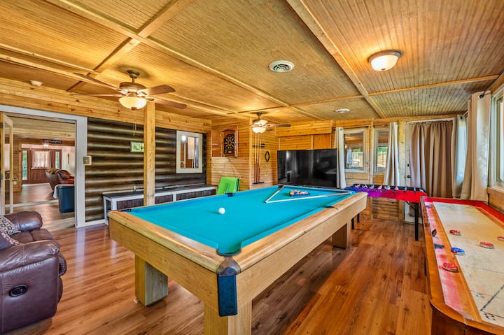Pet Frndly Lake Cabin Hottub Game Rm Arcade - White Pine, TN