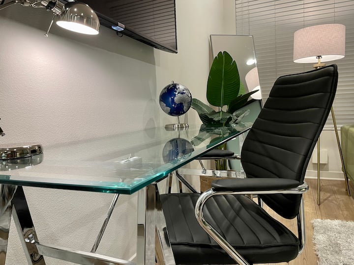 Irvine Cute One Bedroom Apartment With King Bed - Costa Mesa, CA