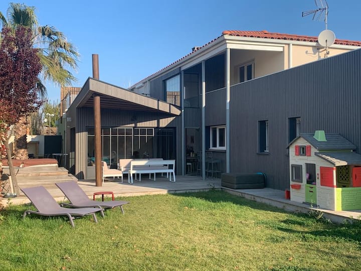 Villa "Le Carré Long", 3 Ch, Jacuzzi, à 100m Plage - Agde