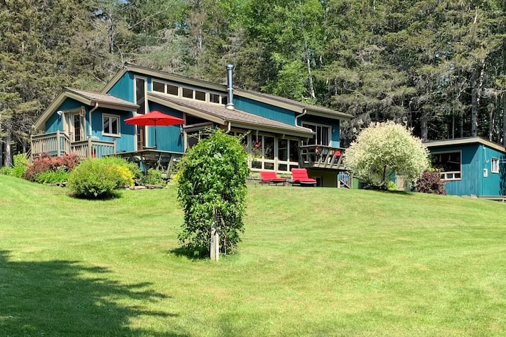 Le Chalet Du Domaine - Gaspé
