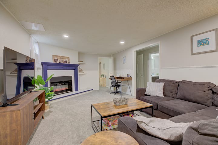 ꧁ Cozy,  2 Bed & 1 Bath Lower Level Suite ꧂ - Westminster, CO