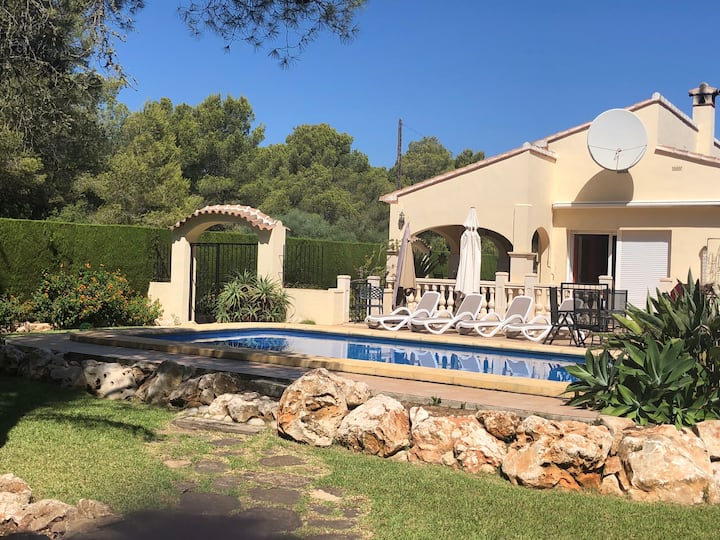 4 Bedroom 4 Bathroom Villa - Jávea