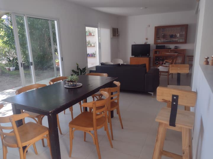 Casa Céntrica Con Piscina - Paraná