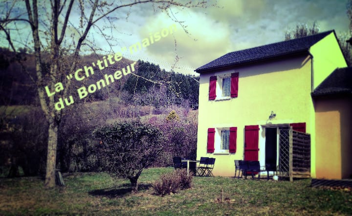 "La Ch'tite Maison Du Bonheur" - Saint-Geniez-d'Olt