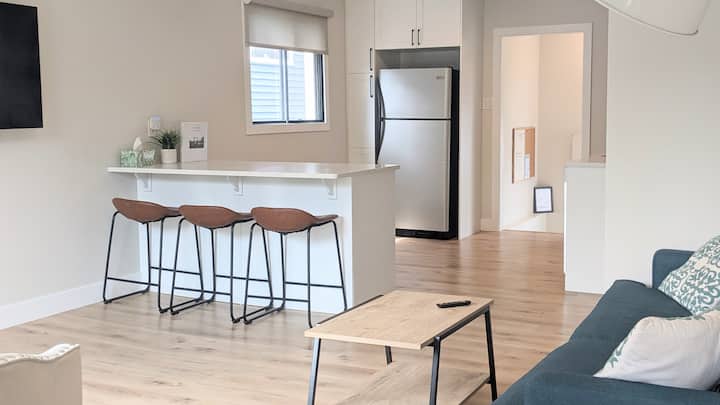 Central Location•games Room•4 Bedrooms - Leduc