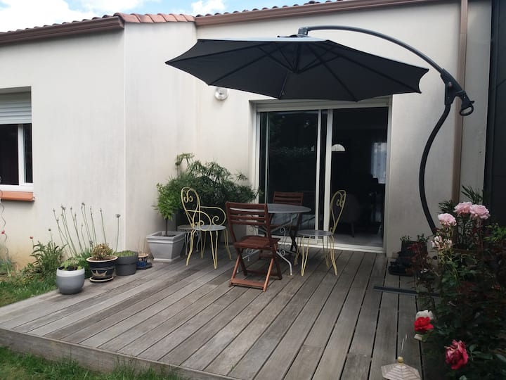 Maison Calme Avec Terrasse, Jardin, Parking - ibis La Roche Sur Yon Vendespace