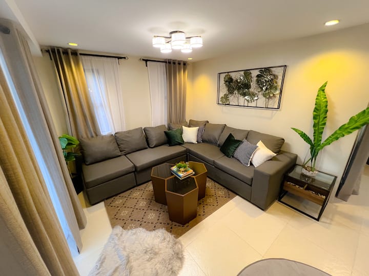 Cozy Swiss Home At Crosswinds Tagaytay - Tagaytay