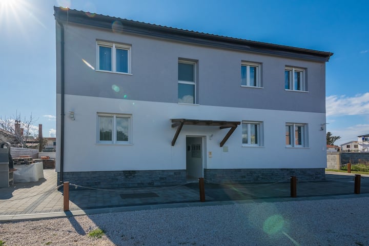 Apartment Pejakovic 2 - Vir Insel, Kroatien