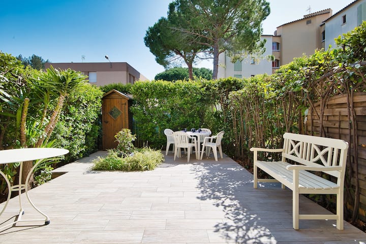 Superbe Appart En Rez De Jardin - Sanary-sur-Mer