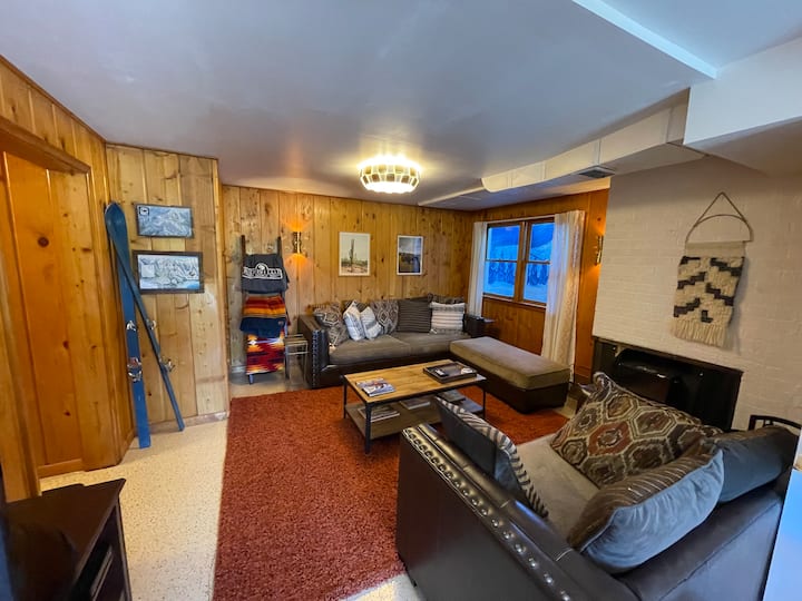 Boise Ski Chalet - Boise, ID
